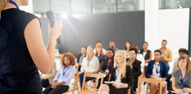 Retail Pitch Night 2024: Innovative Ideen für den Handel gesucht ...